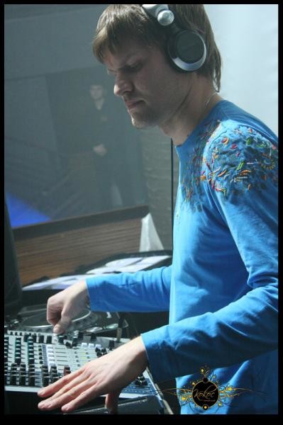 Alex Chase - Podium Grotesque – Alex Chase