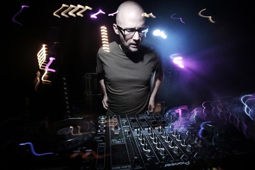 Moby - The Dogs (preview) – Moby