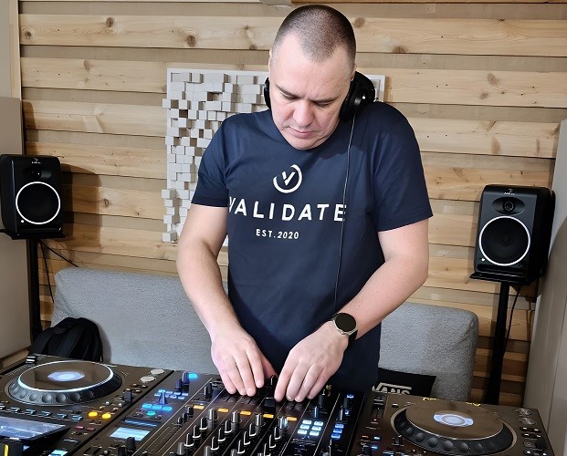 DJ TITAN - ТАНЦПОЛ #21 (RUSSIAN POP MIX) – DJ TITAN