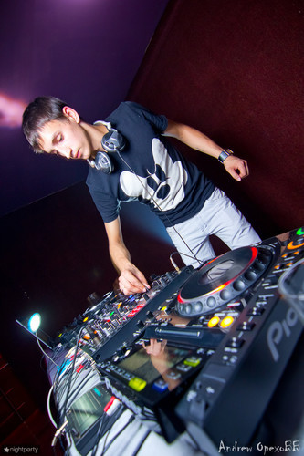 Dj Faucet - Music Flashback 2021 – Dj Faucet