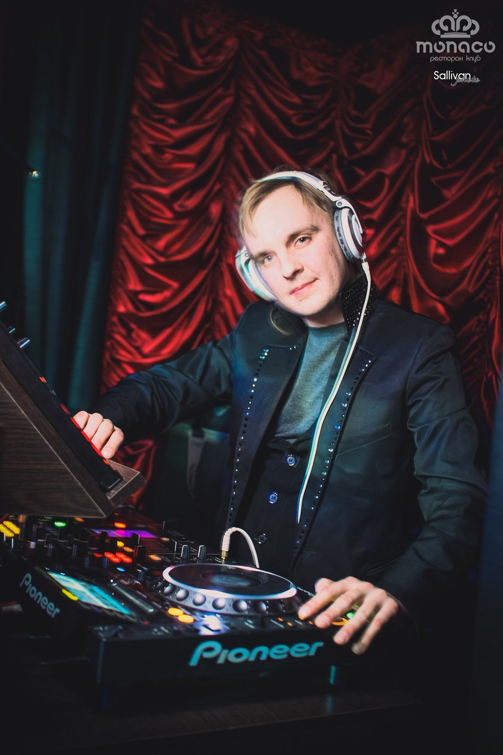 LTJ IceBerg – the wandering mind – LTJ Black IceBerg