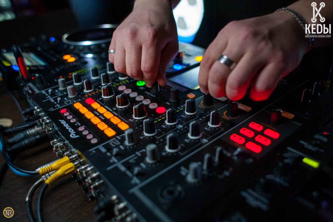 DJ MADMAN - CAN7 SHOWCASE – DJ MADMAN