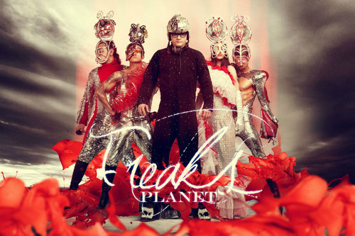 D-Freaks - In The Spaces (Radio edit) – DJ Shadow